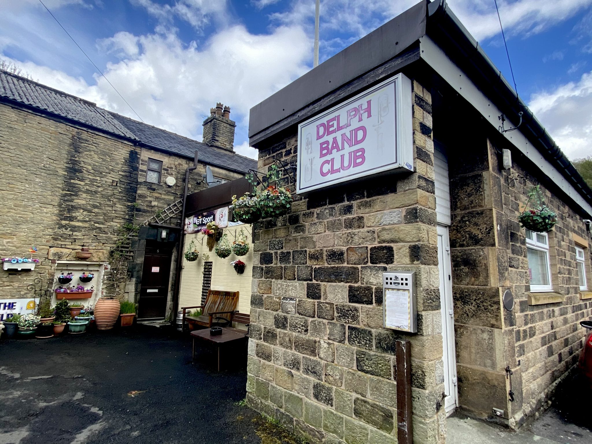 A brief history of Delph by John Kirkbride - Saddleworth Independent