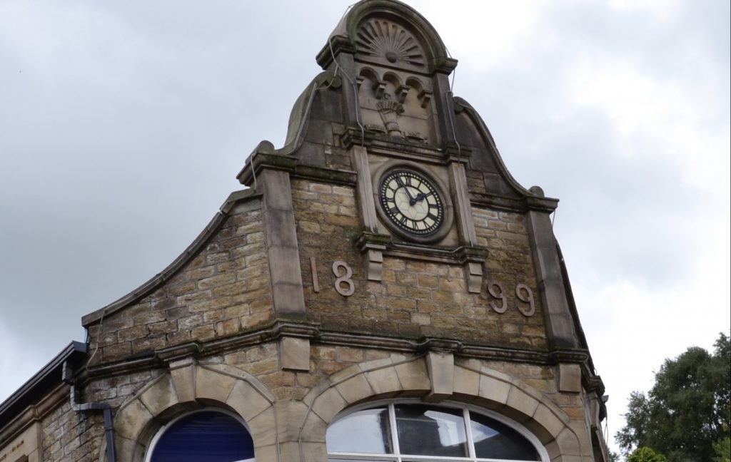 Ruckus around the clock - hammer blow as Council investigate ‘too noisy ...