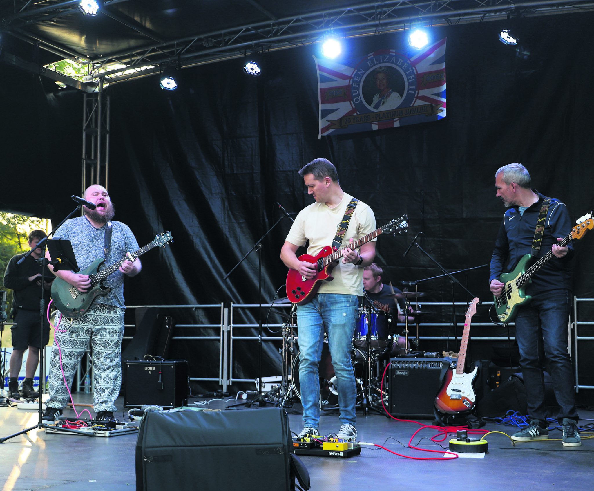 Delph to rock as Party in the Park returns - Saddleworth Independent