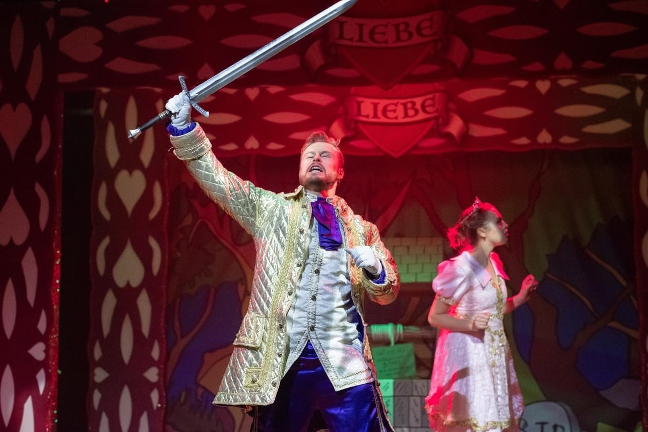 Saddleworth’s Best Kept Secret – Panto returns to Delph theatre ...