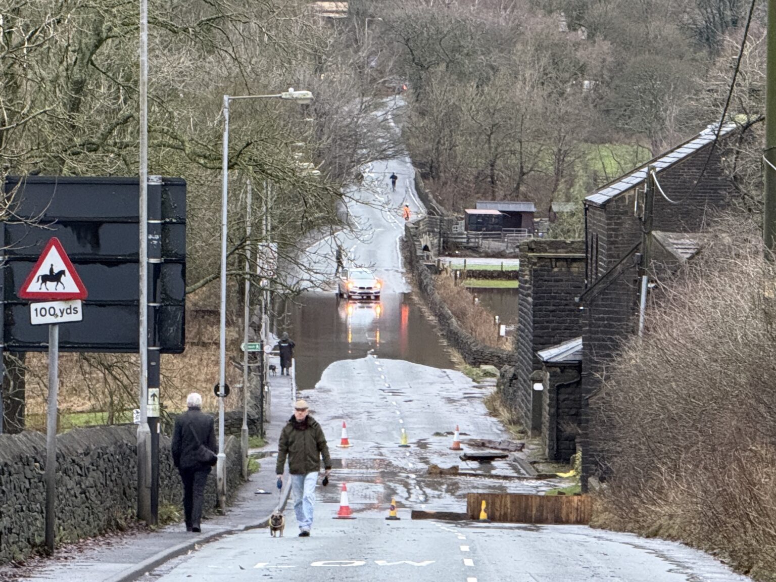Flooding hits Saddleworth following New Year’s Eve downpour ...