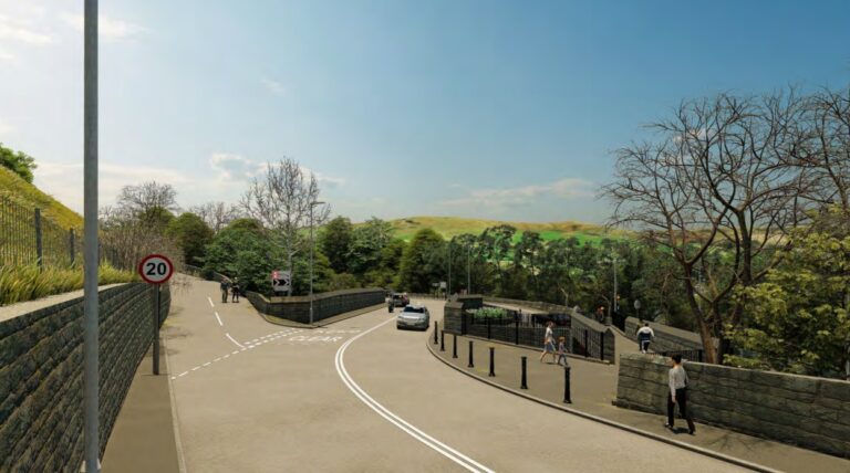 New plans to replace Saddleworth level crossing being devised ...