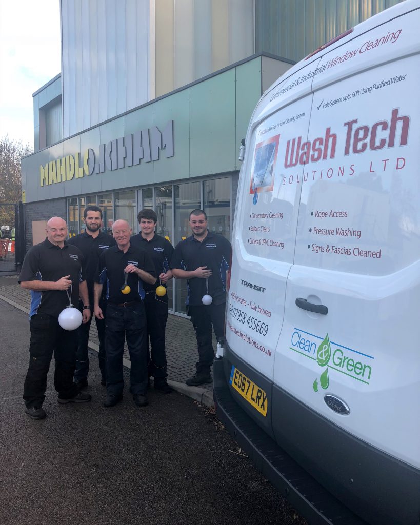 Help bring festive cheer to youth at Mahdlo - Saddleworth Independent