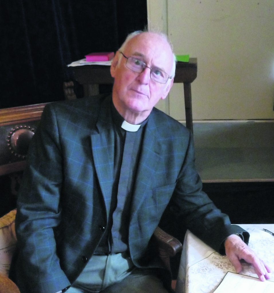 Retiring Reverend Duncan Rhodes bids fond farewell - Saddleworth ...
